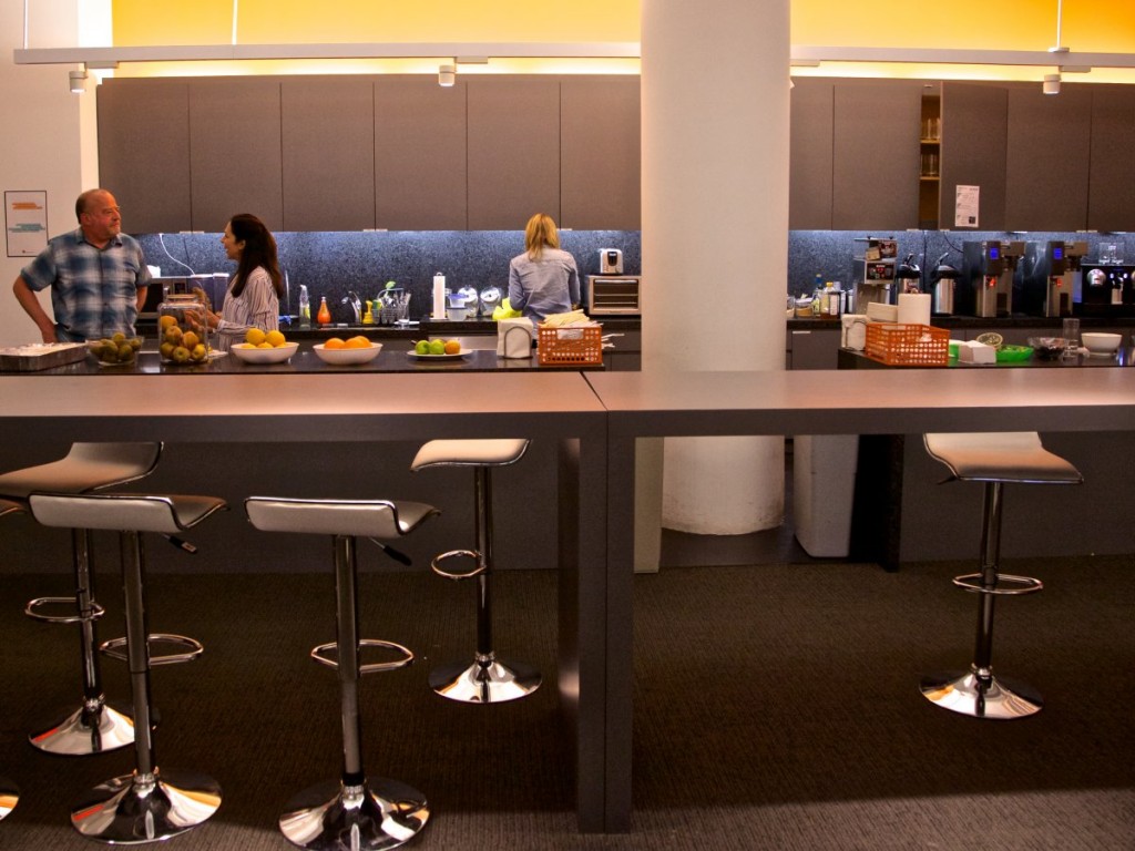 the-kitchen-is-pretty-swanky | RTB SQUARE